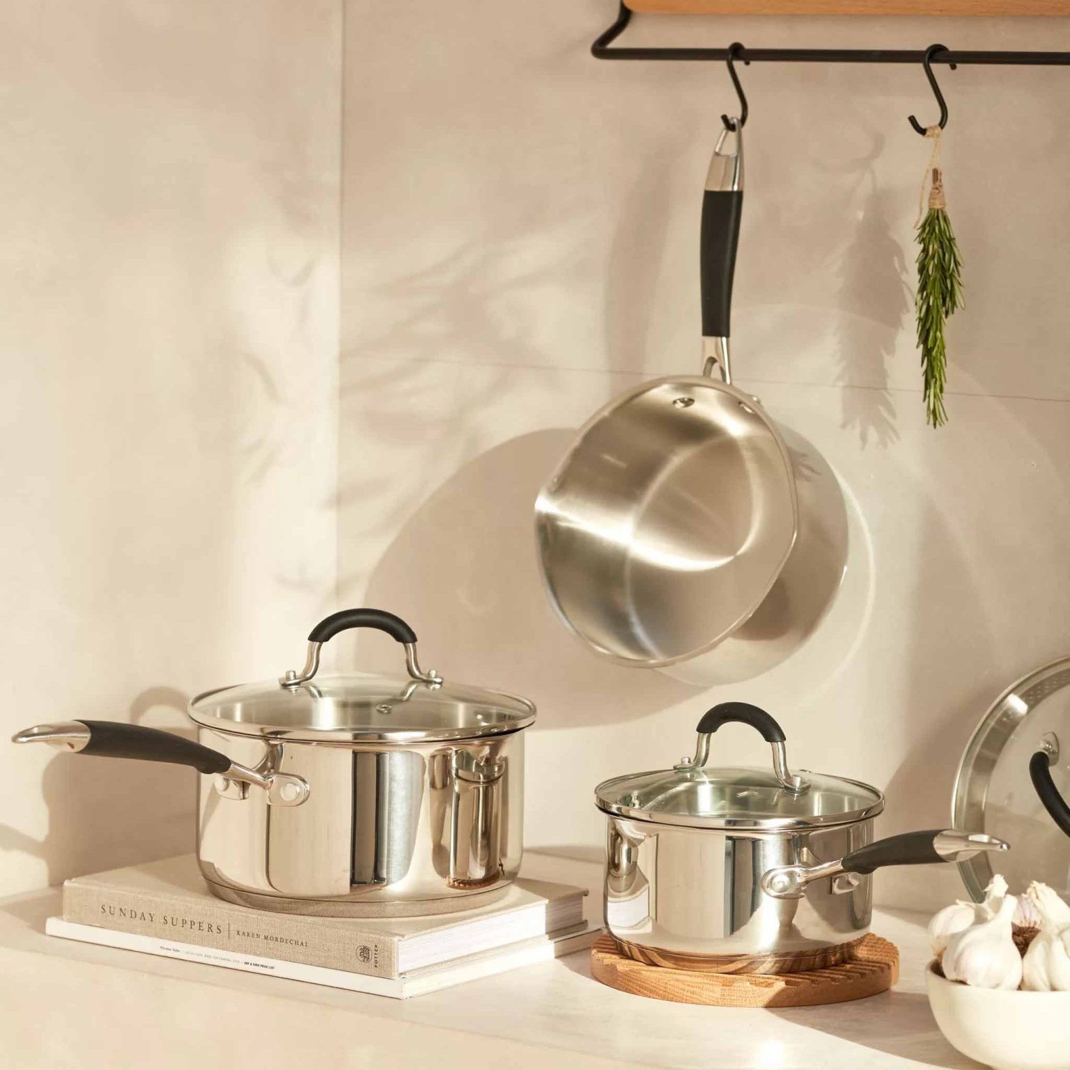 Home Hero Cookware – Premium Knives and Kitchenware Website